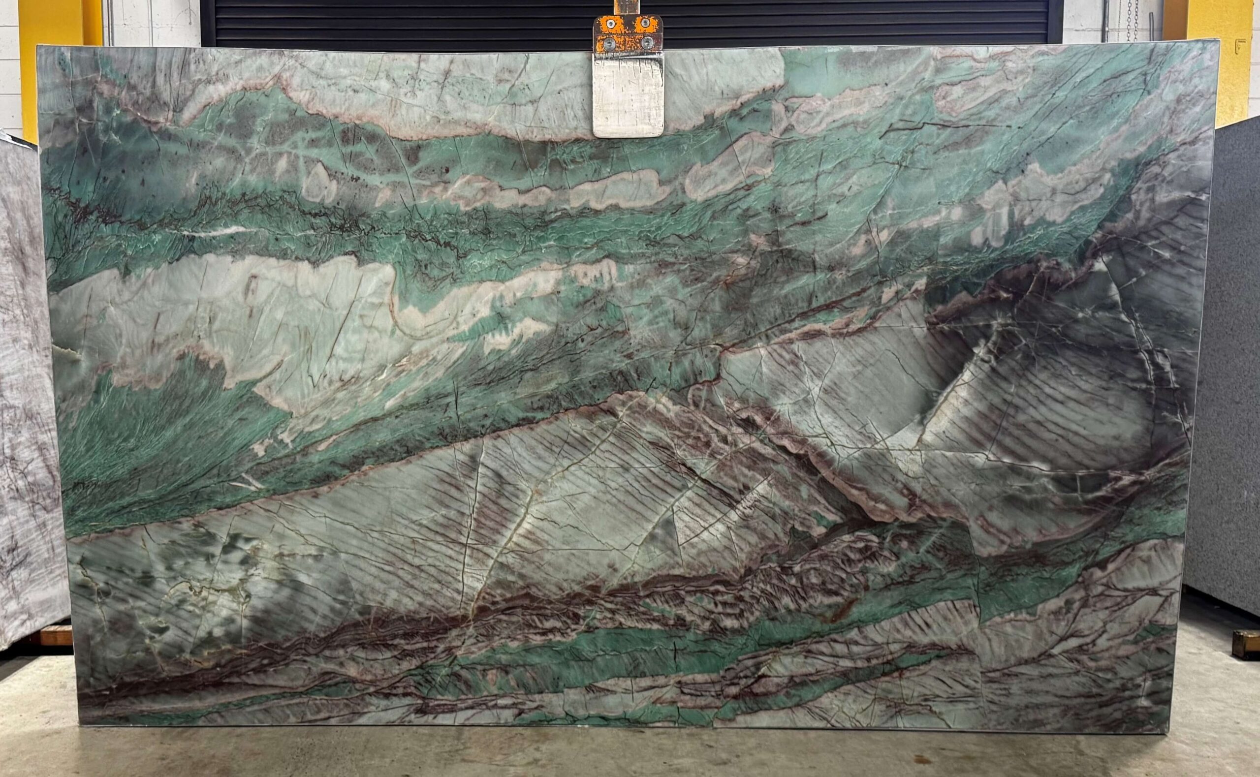 Kripton - Earth Stone Slabs